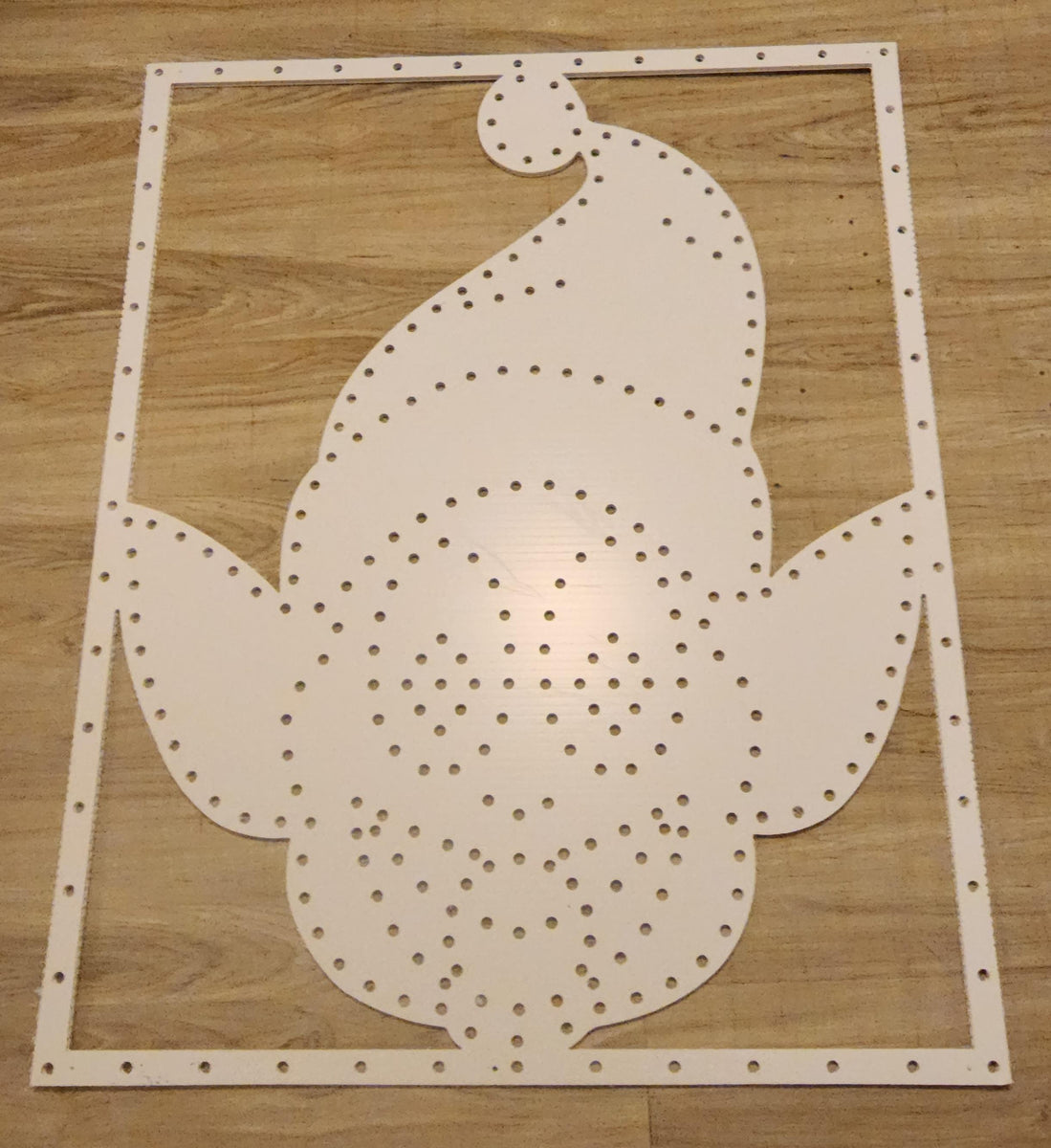 Elf Window Frame – Custom Christmas Creations CCC